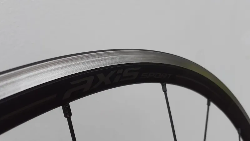 Specialized Axis Sport 700c Front Rim Brake Wheel in Black Shop Soiled