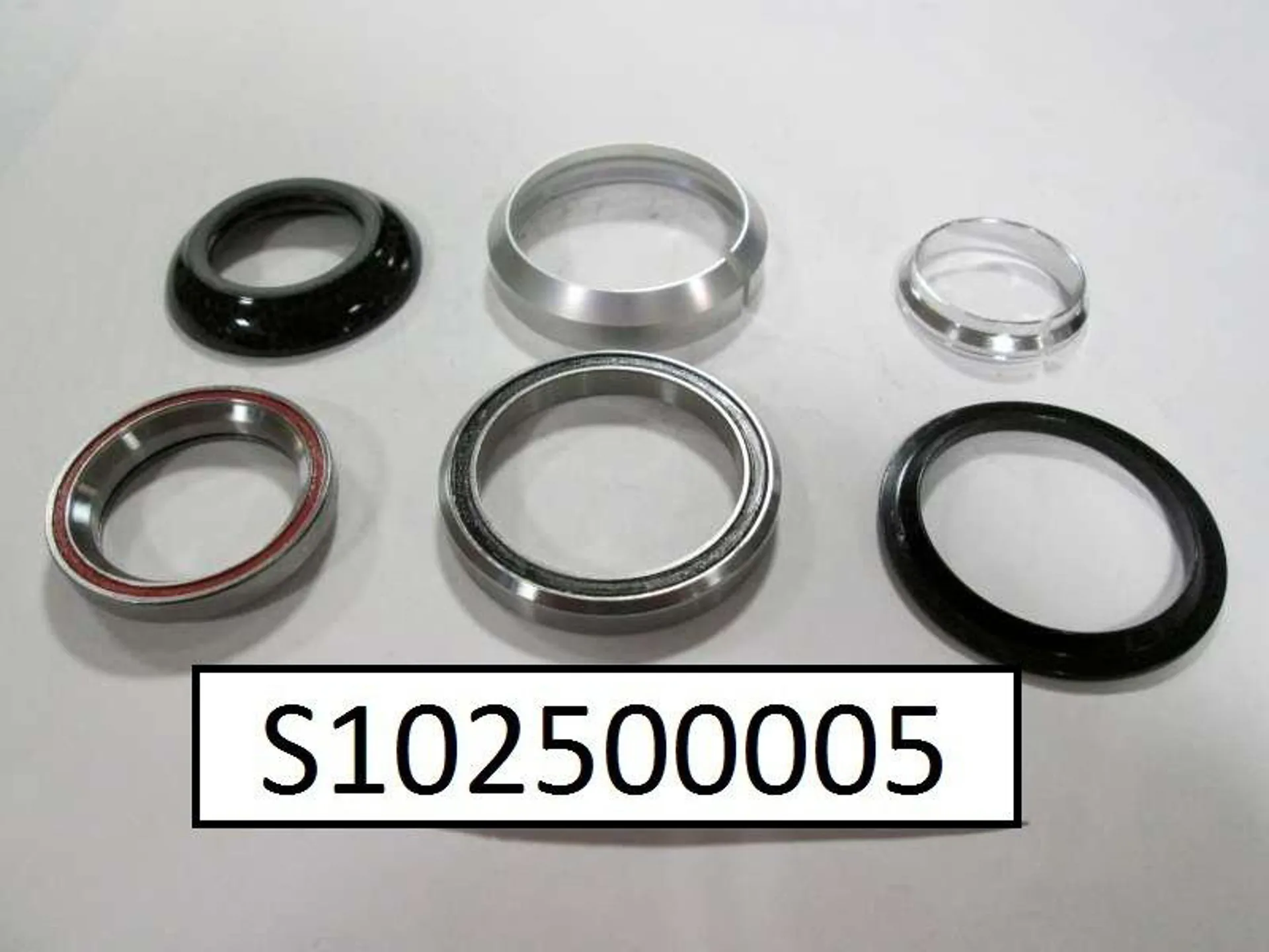 Specialized Carbon or Alloy Tapered 1-1/2 Headset 52 - 41.8mm
